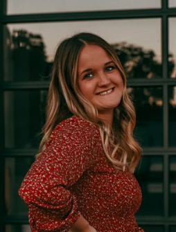 Leigh Community Schools - Class of 2023 Senior Spotlight: Sydney Reeves