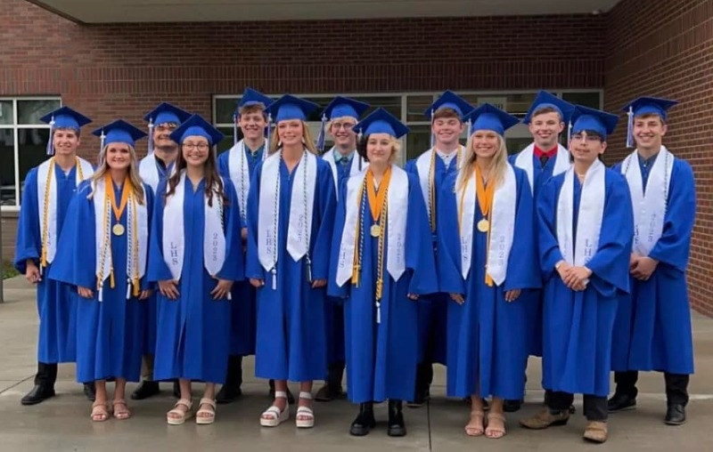 Leigh Community Schools - Class of 2023 Holds Commencement