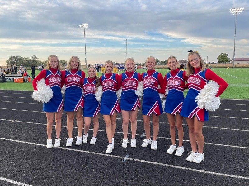 Leigh Community Schools - Cheerleaders in the Spotlight