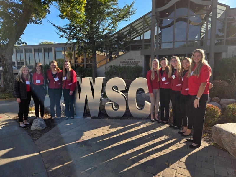 Leigh Community Schools - FCCLA Officers Attend Fall Leadership Workshop