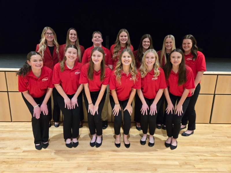 Leigh Community Schools - All FCCLA STAR Competitors Advance to State!